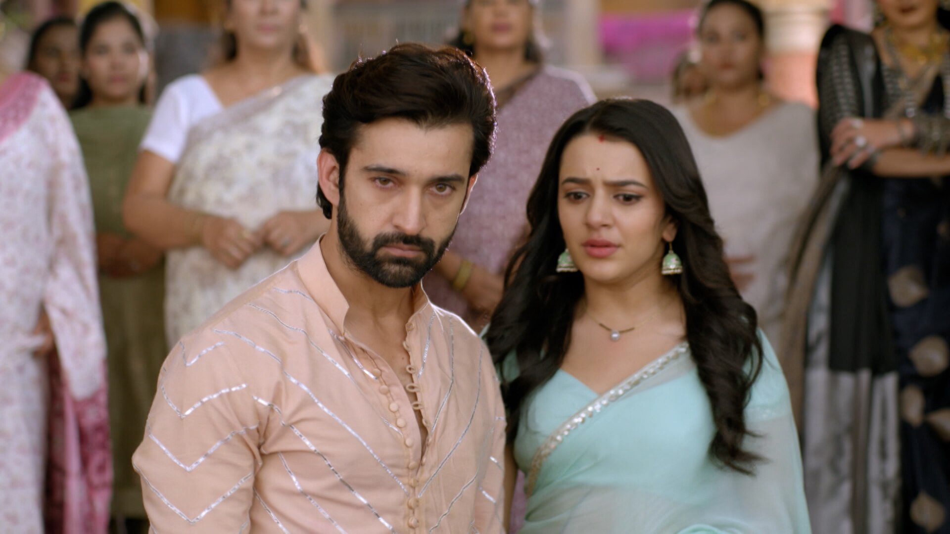 Watch Neerja - Lorai Er Ek Notun Naam Season 1 Episode 156 : Press ...