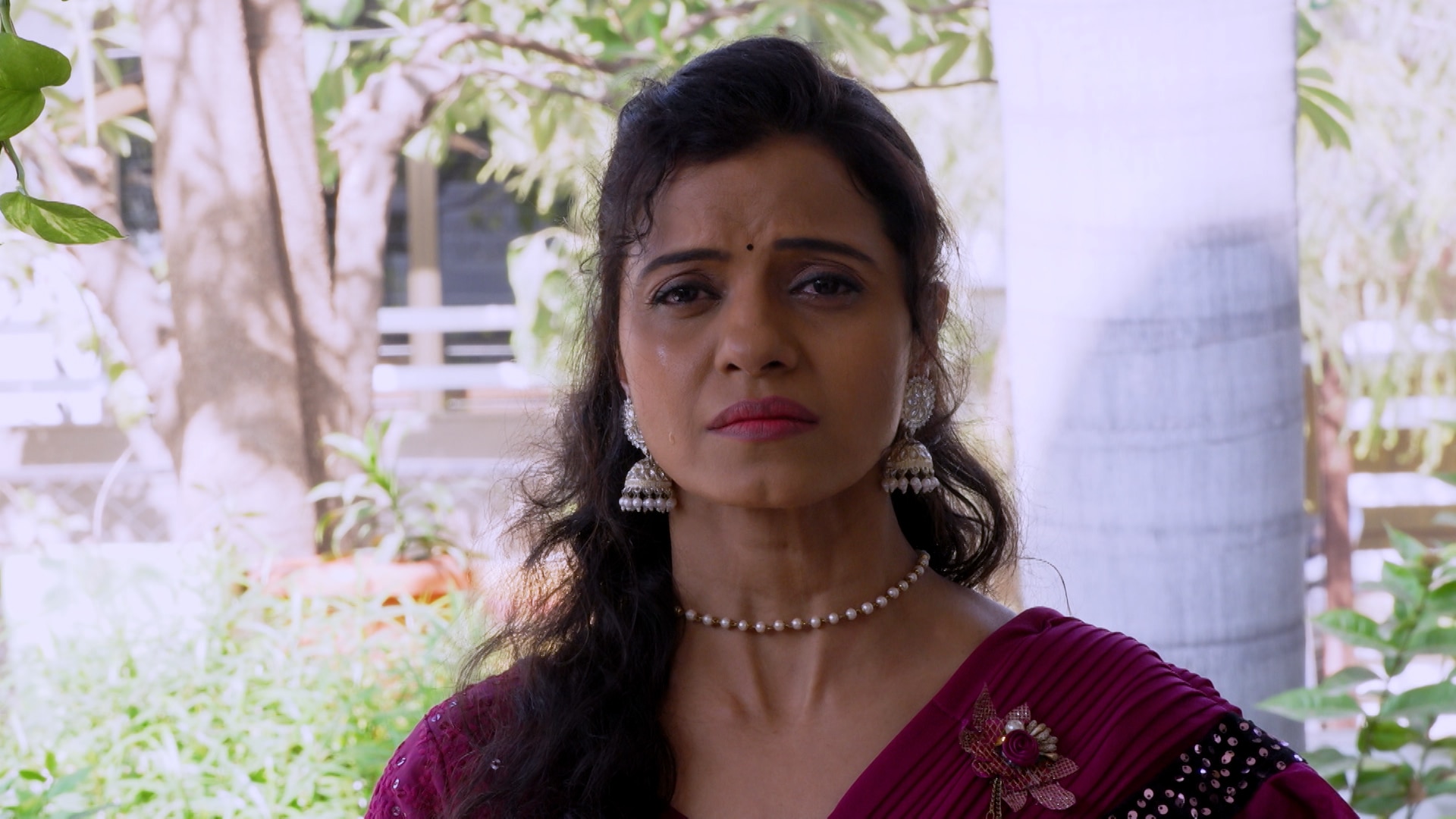 Watch Rashi Rikshawwali Season 1 Episode 1386 : Mansi Is Thrown Out Of ...