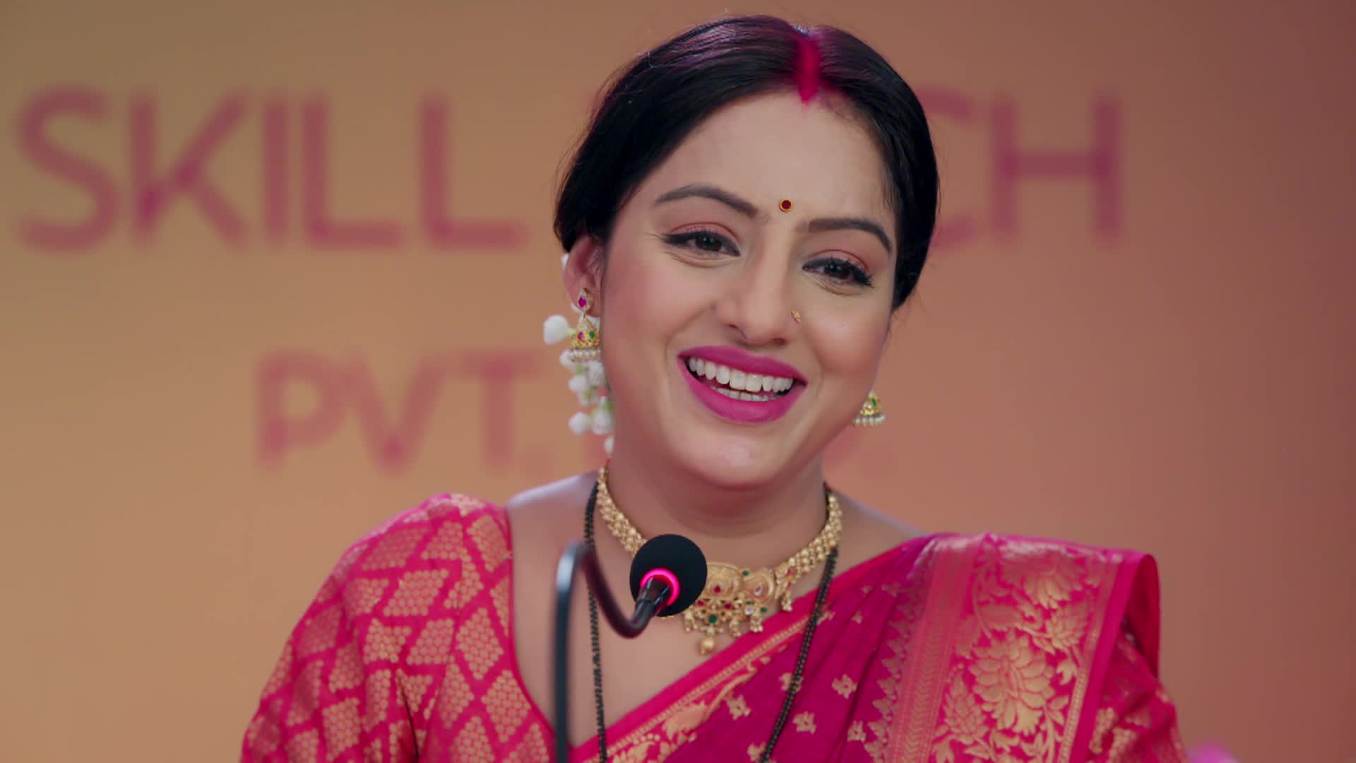Watch Mangal Lakshmi Season 1 Episode 125 : Lakshmi Delivers A Fair ... Watch Mangal Lakshmi Season 1 Episode 125 : Lakshmi Delivers A Fair ...