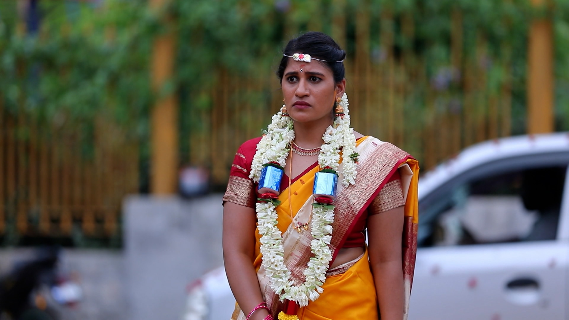 Watch Shantham Papam Season 6 Episode 52 : A Possessed Woman And A ...