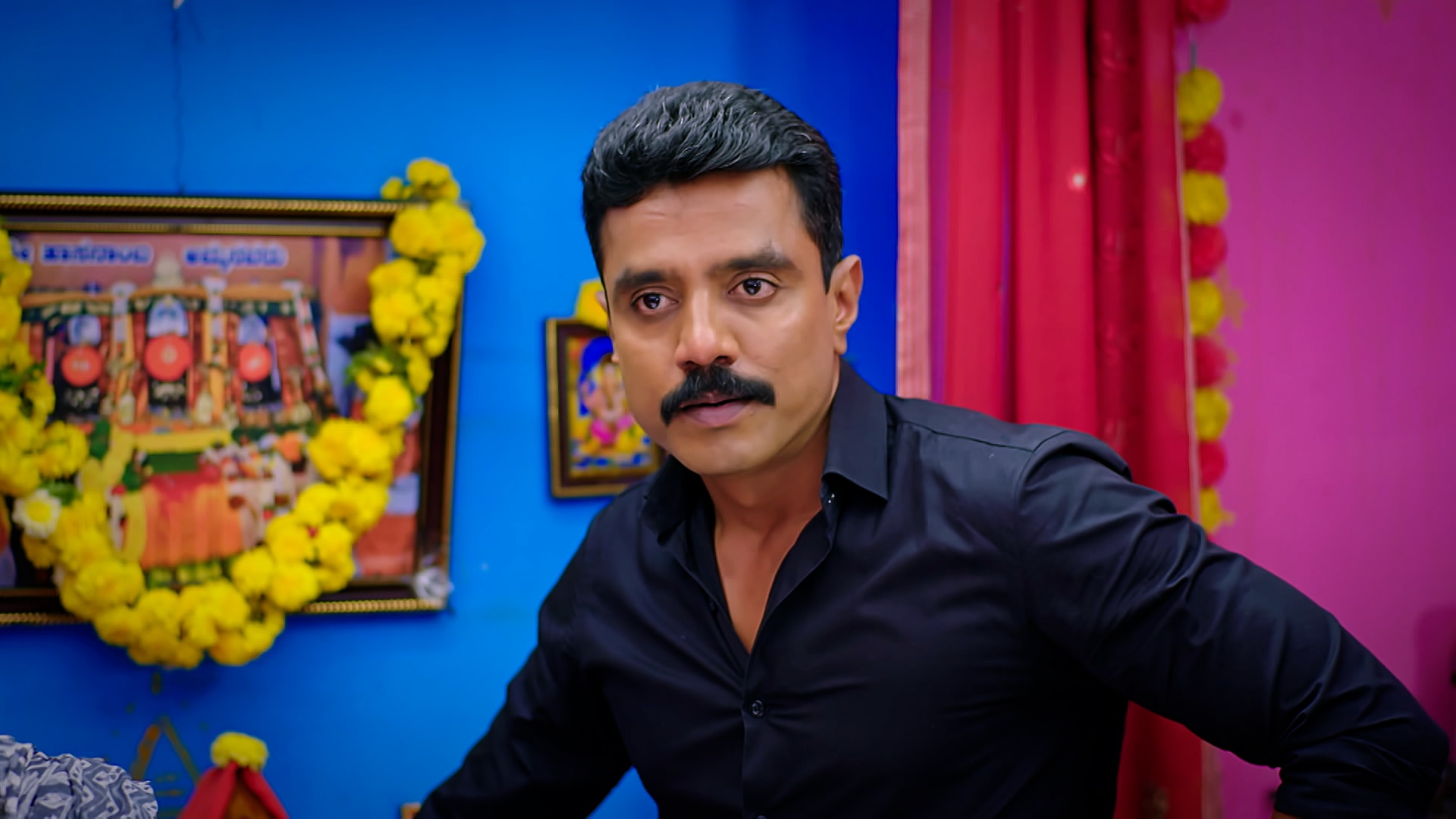 Watch Drishti Bottu Season 1 Episode 17 : Ullagaddi Comes Home With ...