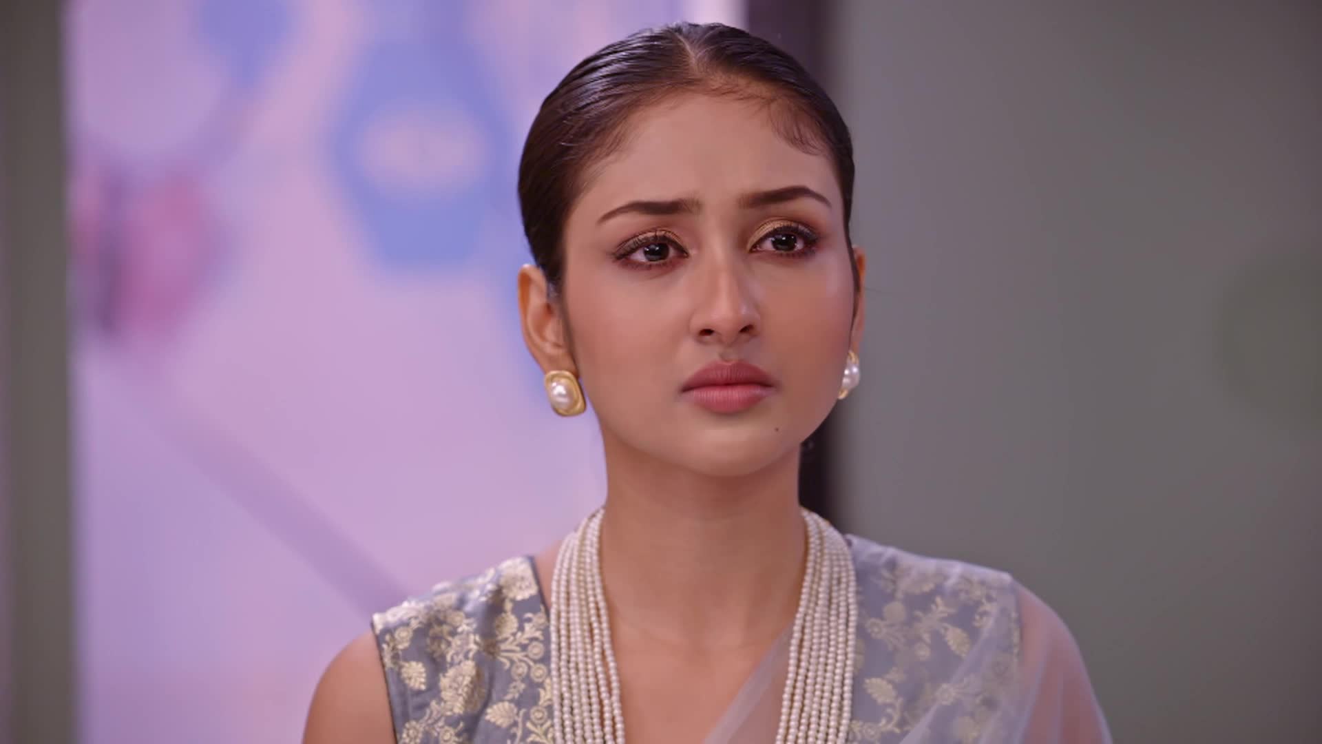 Watch Parineetii Season 1 Episode 828 : Parineet Is In A Tough Spot ...