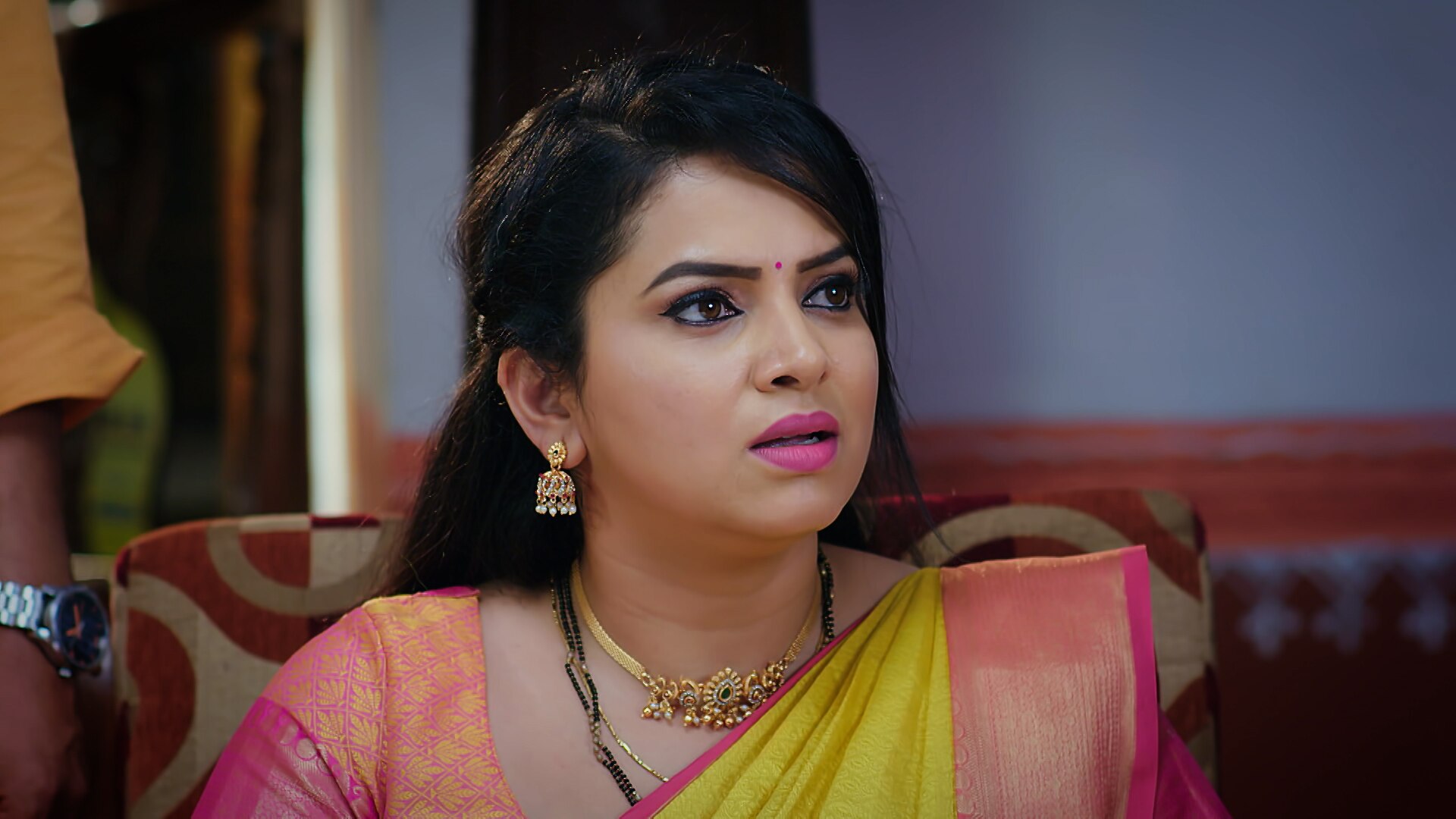 Watch Ramachari Season 1 Episode 583 : Vyshaka Receives Support - Watch ...