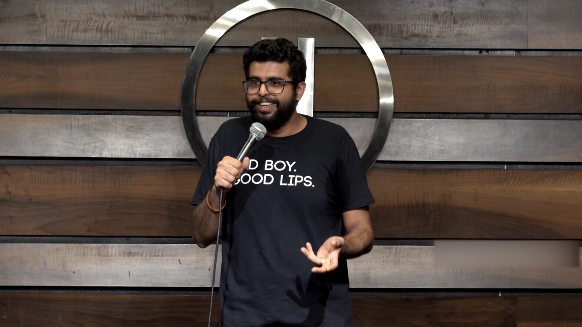 Watch Stand Up Comedy By Aakash Mehta Season 1 Episode 10 : Ma Aur ...