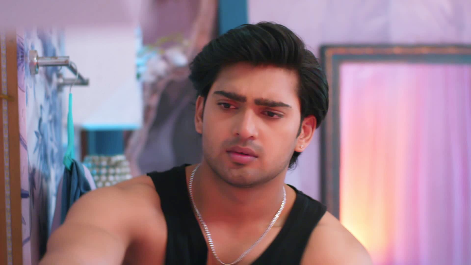 Watch Suhaagan Season 1 Episode 391 : Rajeev's Life In Danger! - Watch ...