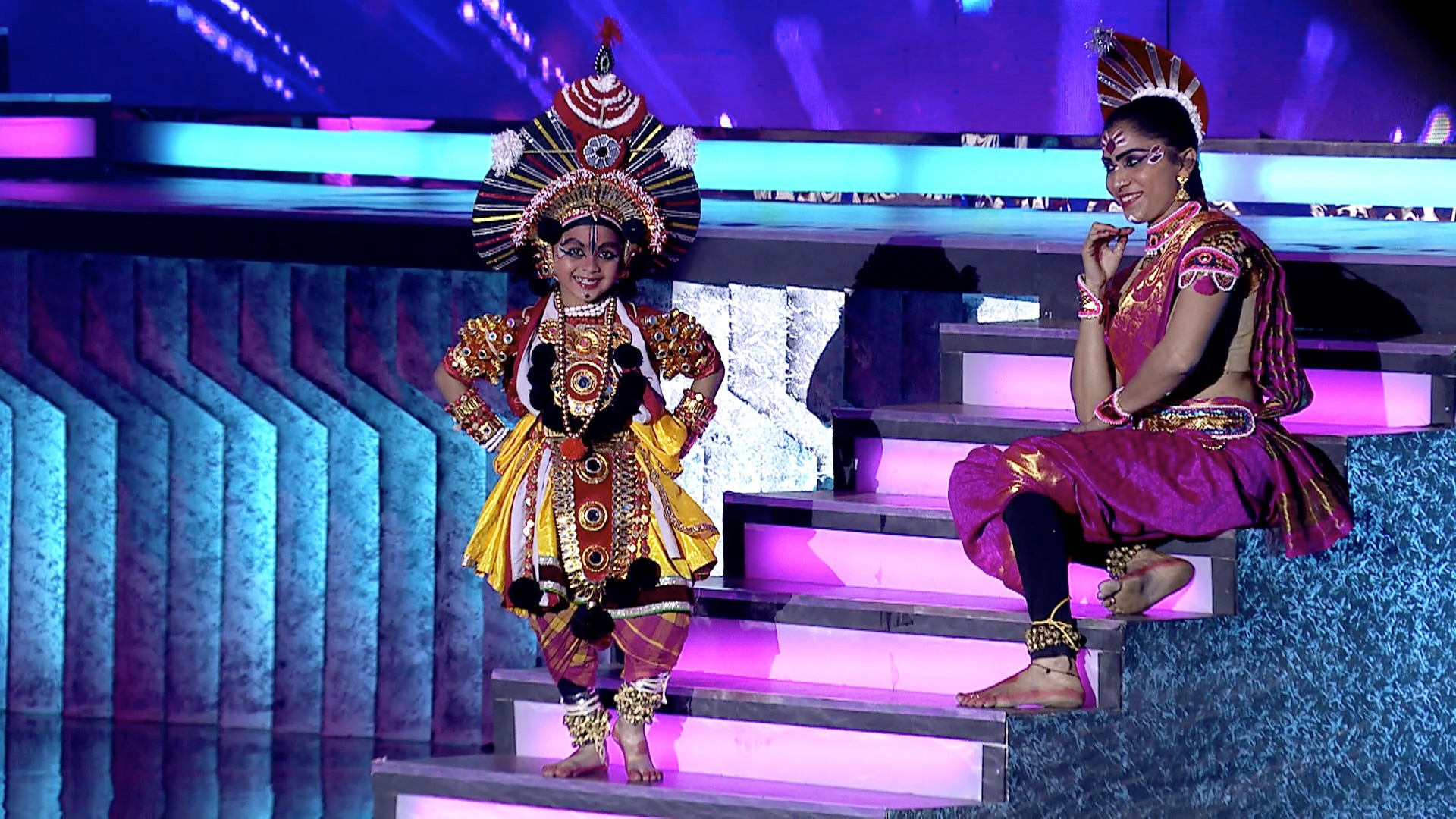 Watch Master Dancer Season 1 Episode 1 : Battle For The Golden Ticket ...