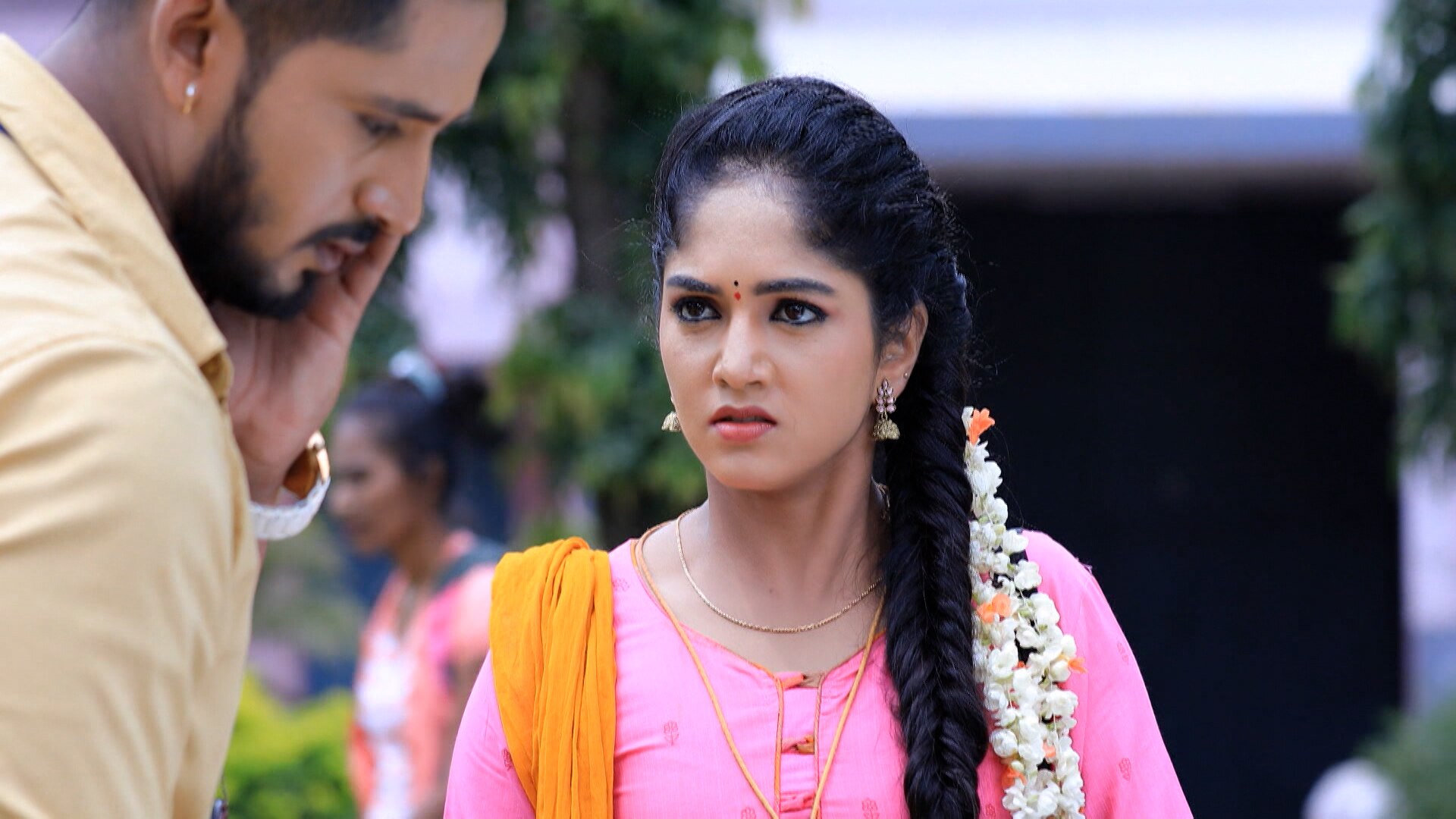 Watch Geeta Season 1 Episode 213 : Misunderstanding And Conflict ...