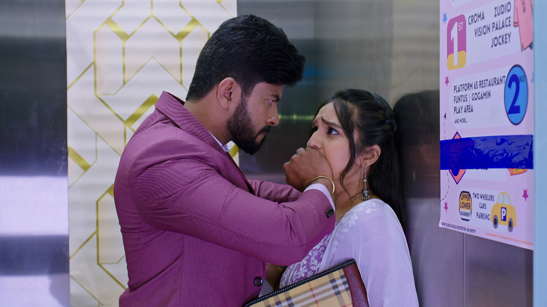 Watch Karimani Season 1 Episode 238 : Karna And Sahitya's Moment ...