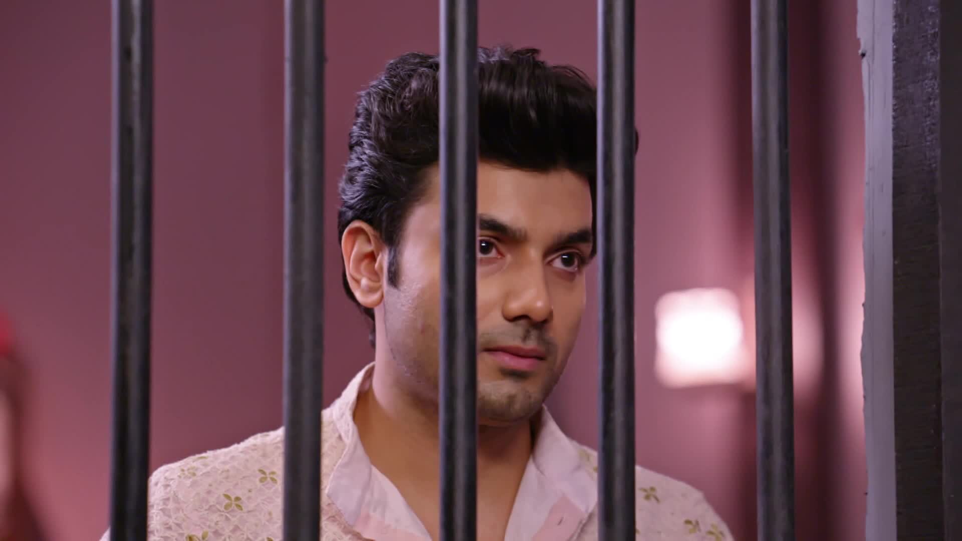 Watch Parineetii Season 1 Episode 1014 : Rajeev's Promise To Parineet ...