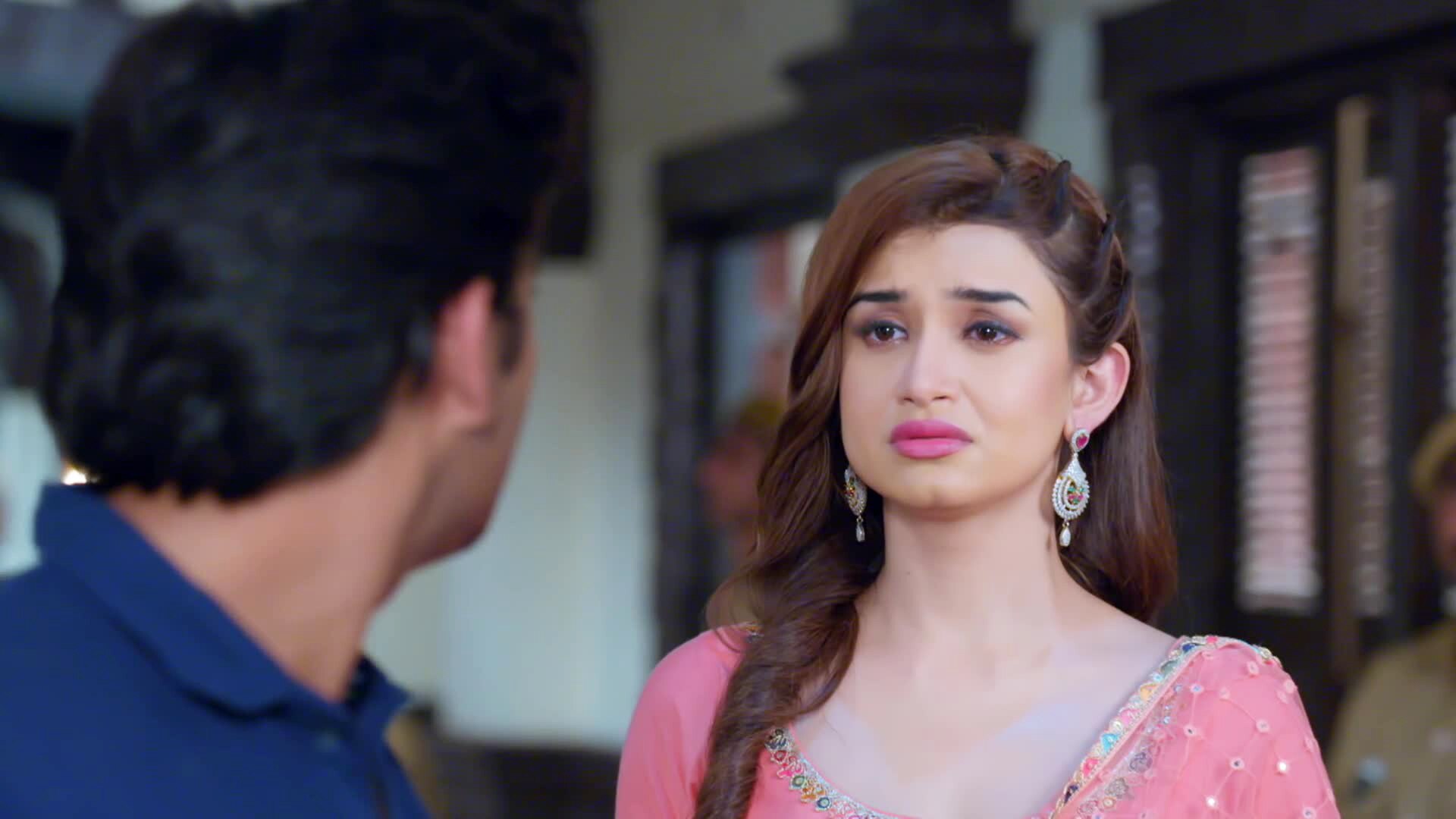 Watch Suhaagan Season 1 Episode 357 : Payal Helps The Shuklas - Watch ...