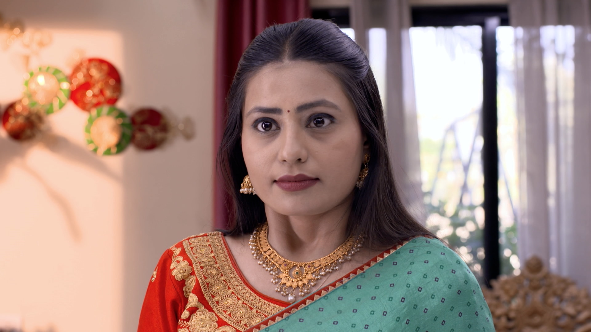 Watch Moti Baa Ni Nani Vahu Season 1 Episode 753 : Lajja Is Furious - Watch Full Episode Online ...