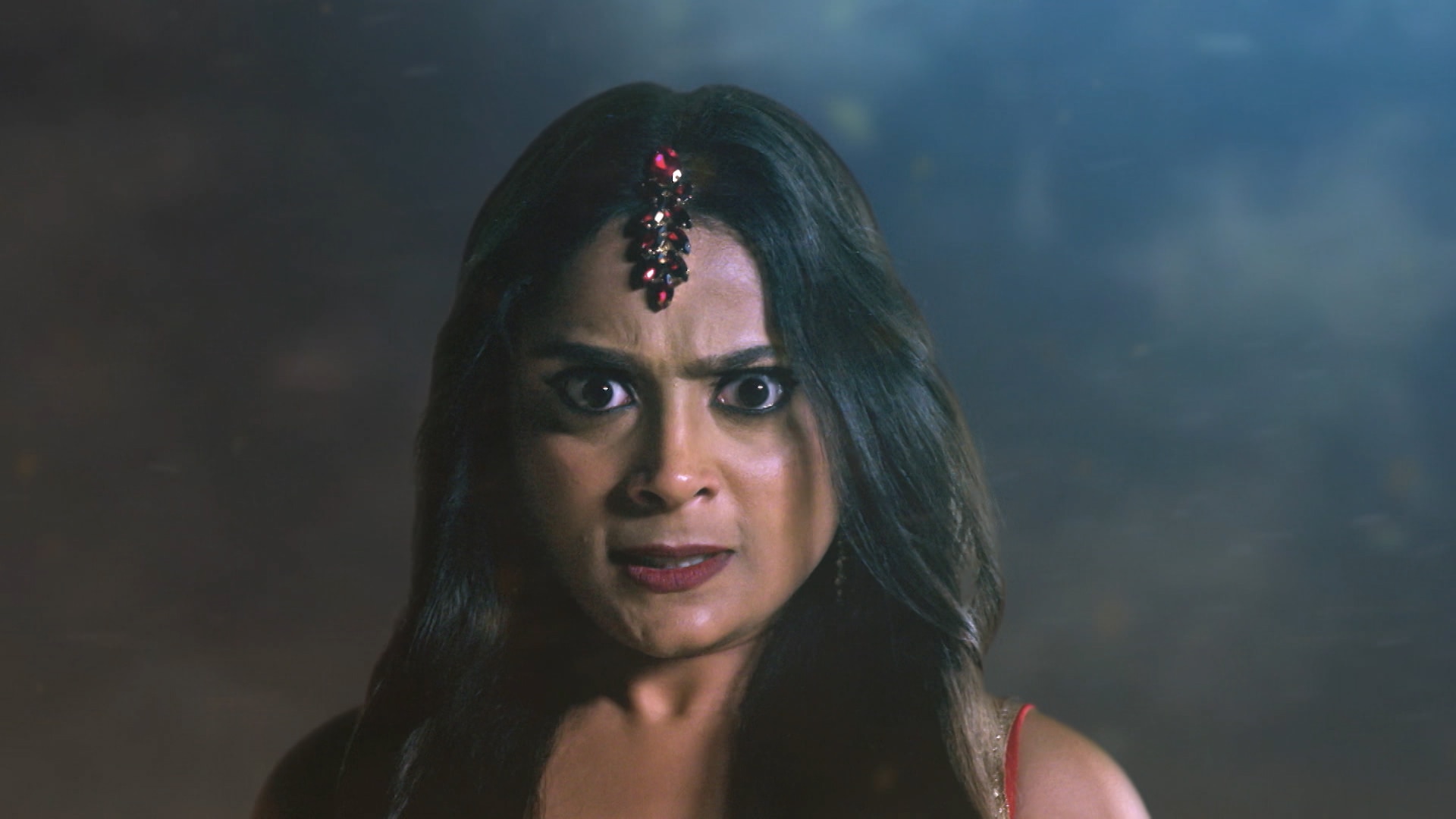 Watch Nooru Janmaku Season 1 Episode 10 : Kamini Against Mythri - Watch Full Episode Online(HD ...