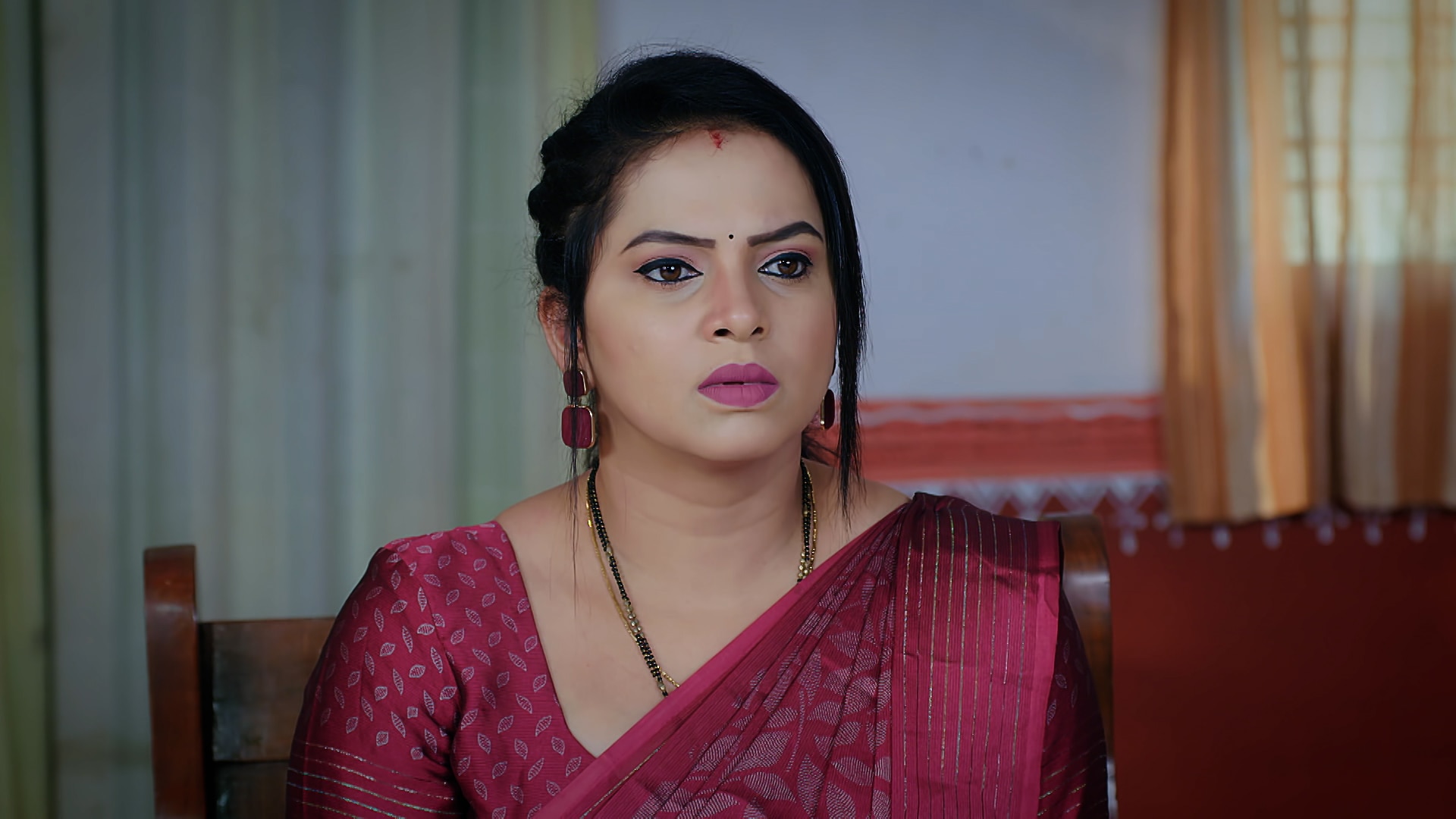 Watch Ramachari Season 1 Episode 586 : Vyshaka Realizes The Truth And ...