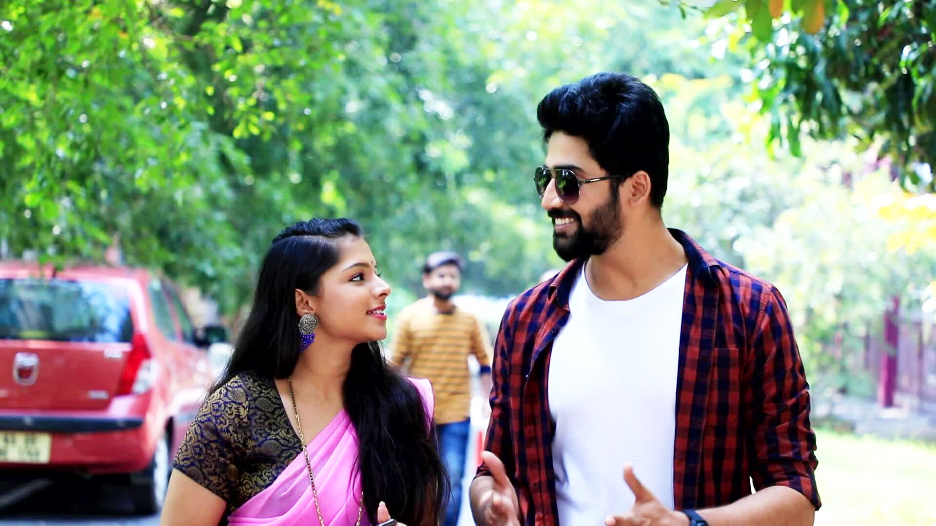 Watch Mithuna Rashi Season 1 Episode 510 : Mithun-Raashi's Outing ...