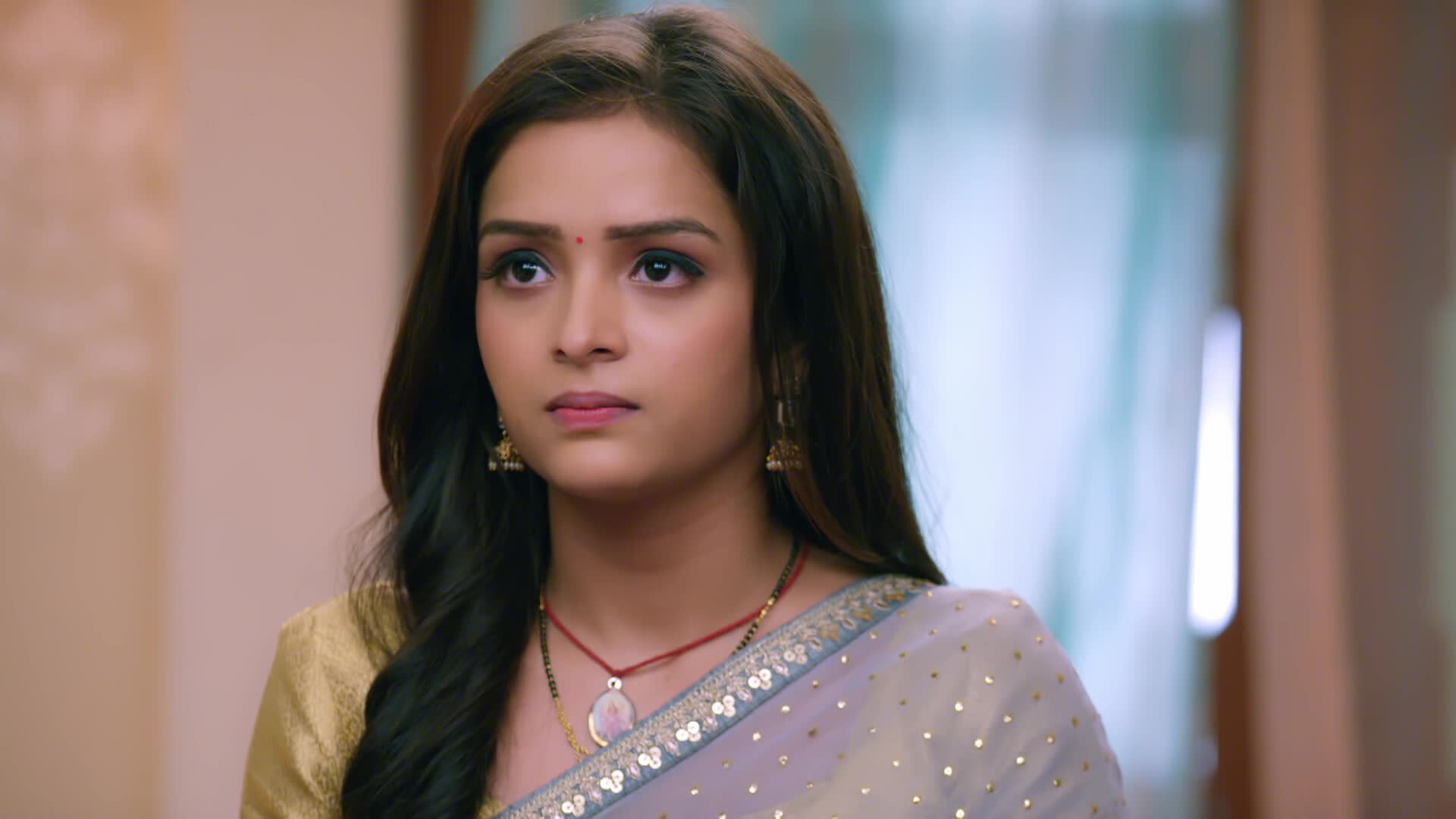 Watch Suhaagan Season 1 Episode 388 : Bindiya's Honeymoon Surprise ...