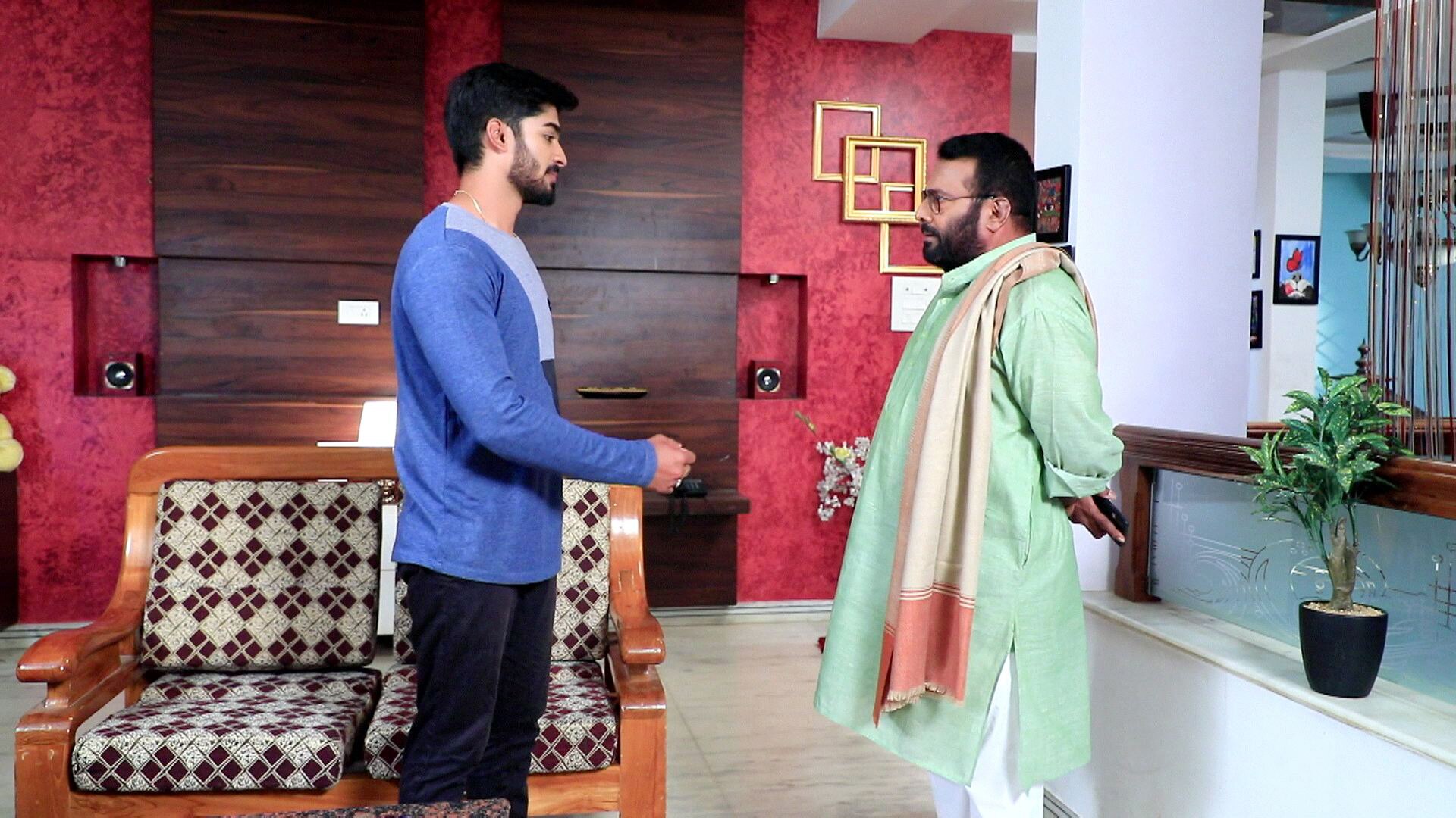 Watch Mangalyam Tantunanena Season 1 Episode 493 : Tejaswi Gives Up His Phone! - Watch Full ...