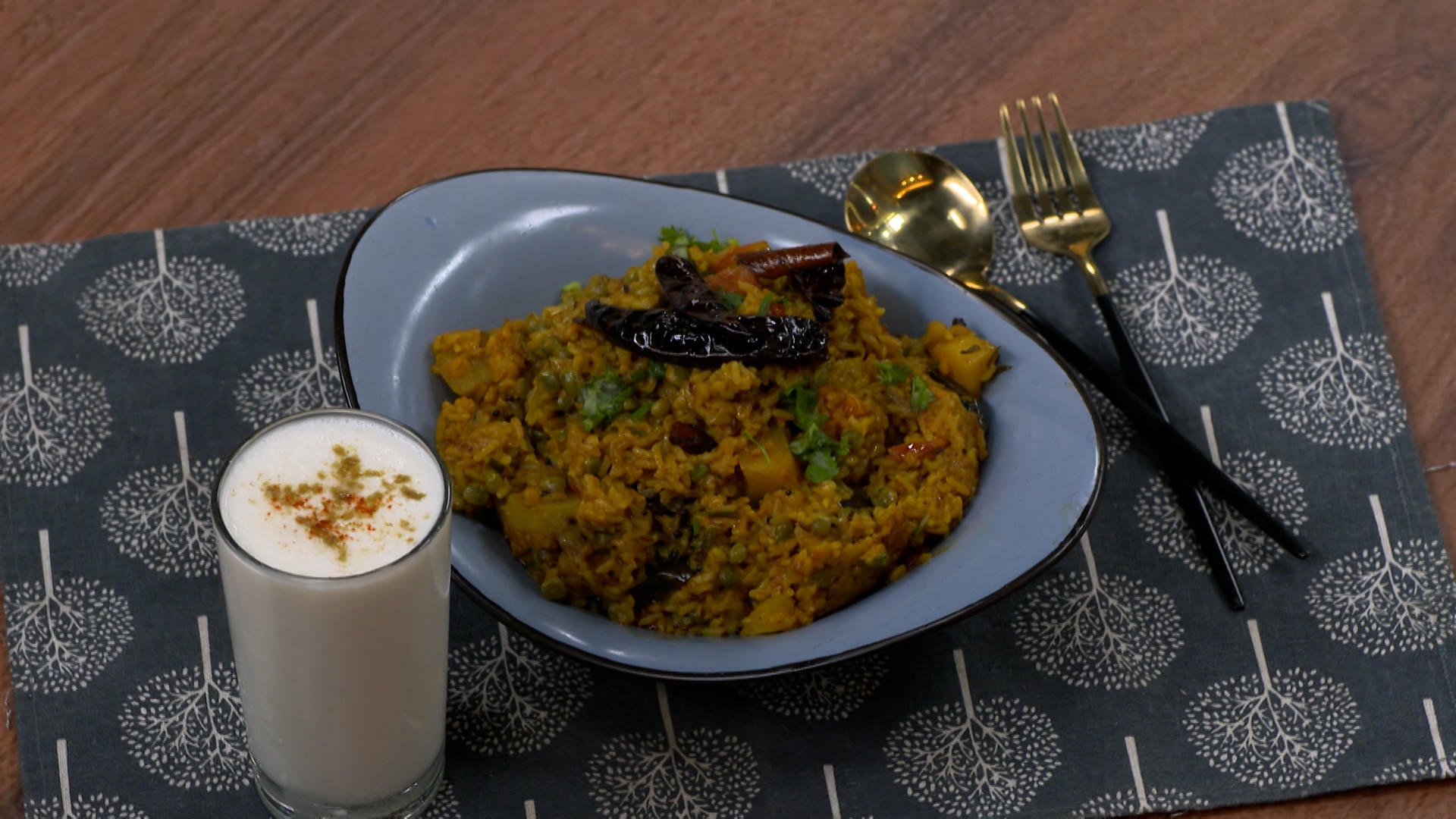 Watch Rasoi Show Season 1 Episode 6604 : Lilva Khichdi And Matar ...