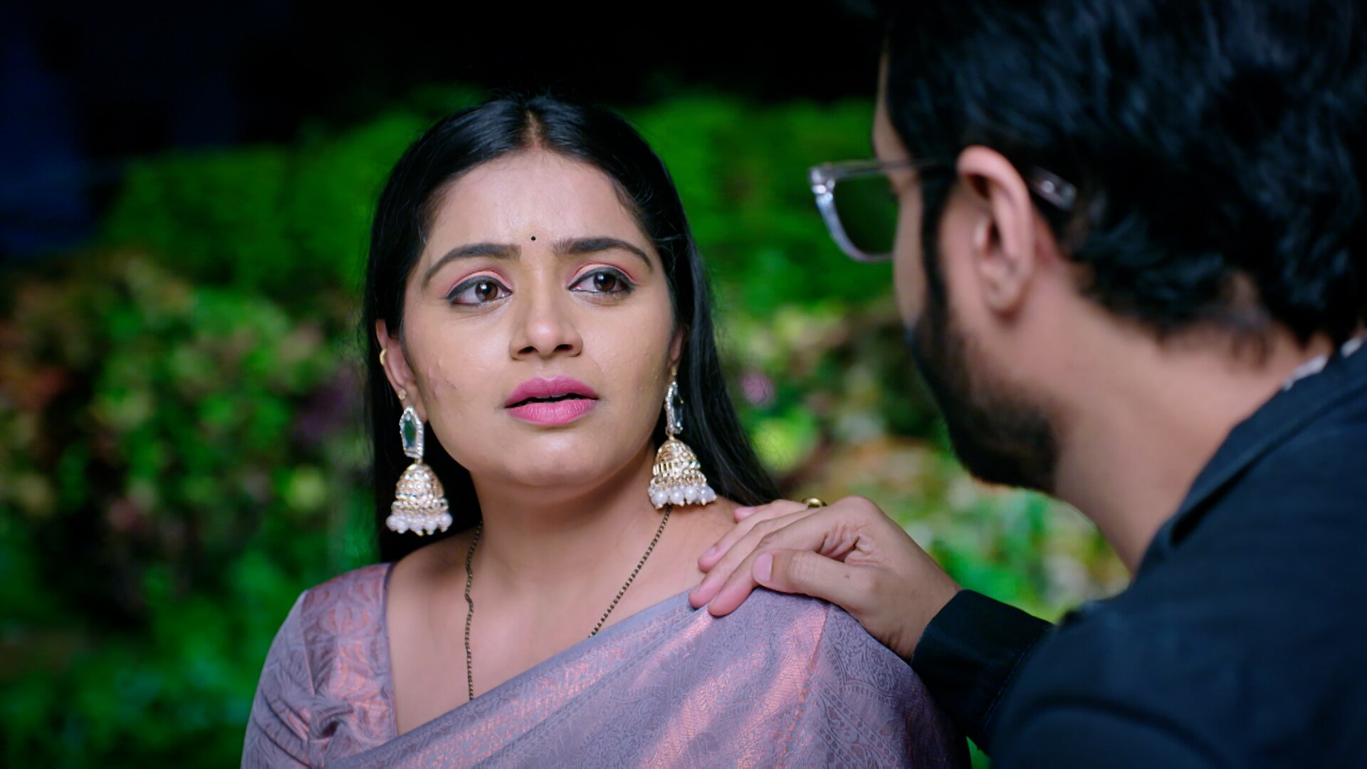 Watch Chukki Taare Season 1 Episode 70 : Abhiram And Ashika Go On A Adventure - Watch Full ...