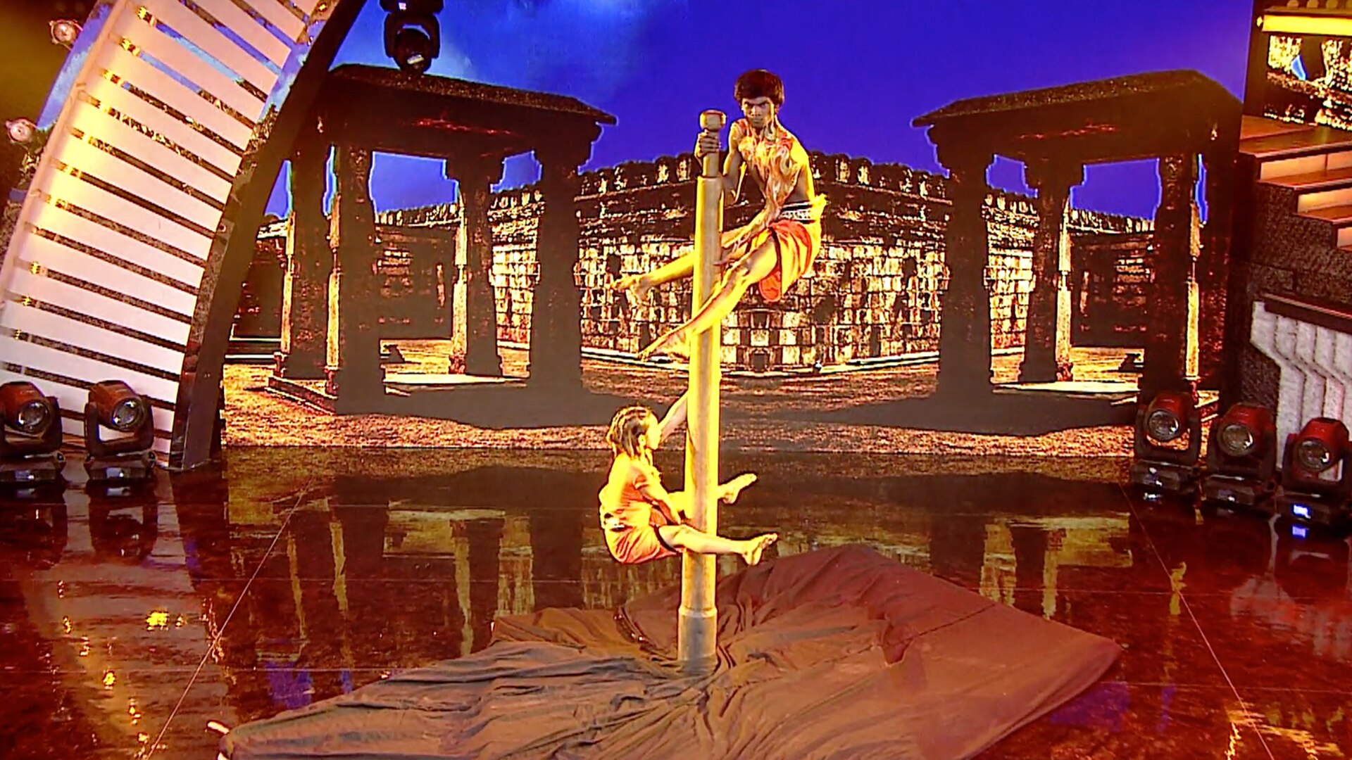 Watch Master Dancer Season 1 Episode 14 : Mallakhamba: A Performance ...