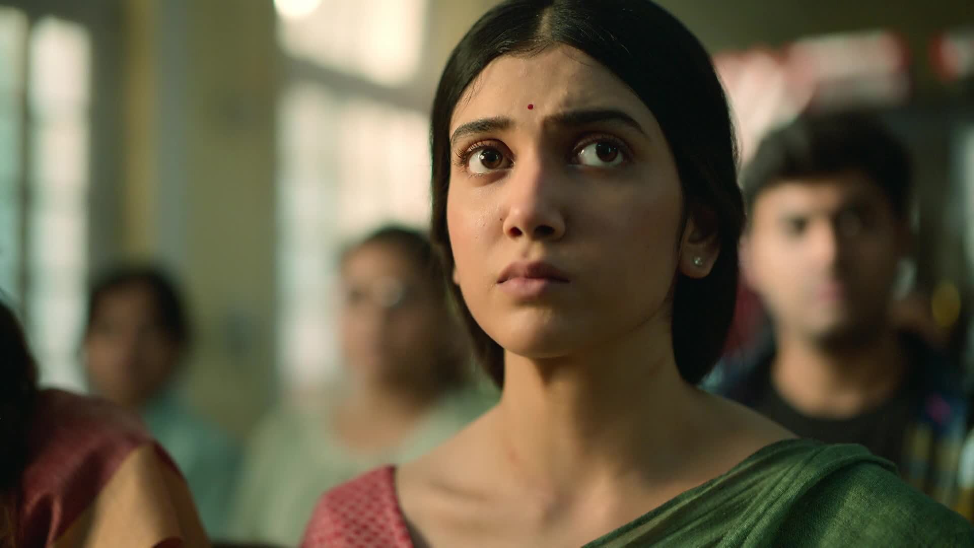 Watch Sampurna Season 2 Episode 1 : Sampurna-Nandini's Tough Battle ...
