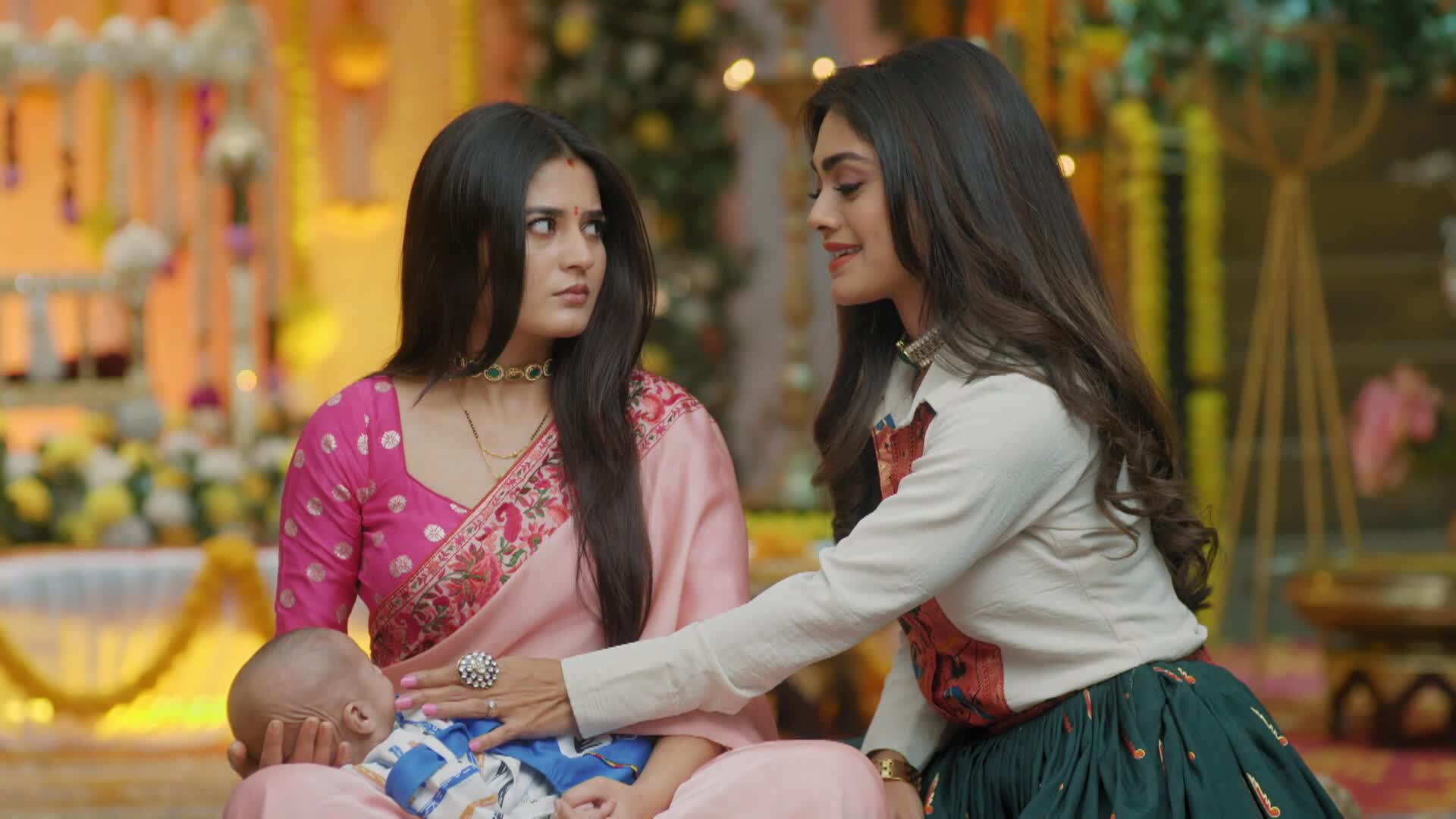 Watch Doree Season 2 Episode 5 : Rajnandini Names Her Child - Watch ... Watch Doree Season 2 Episode 5 : Rajnandini Names Her Child - Watch ...