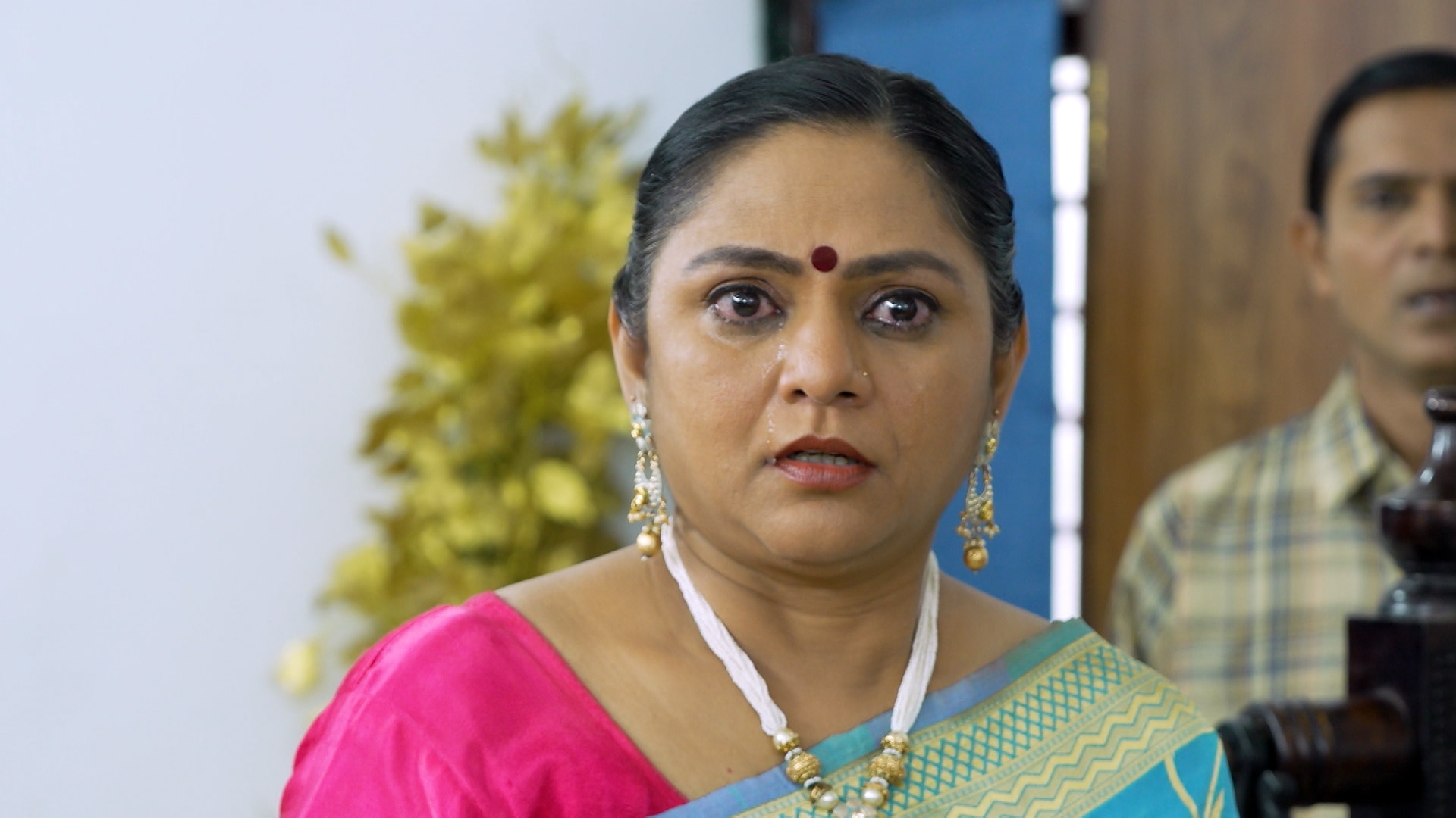 Watch Rashi Rikshawwali Season 1 Episode 1247 : Everyone In The House ...