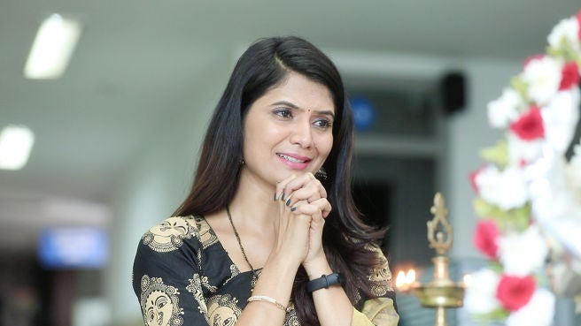 Watch Radha Ramana Season 1 Episode 483 : Aradhana Prays For Raman - Watch Full Episode Online ...