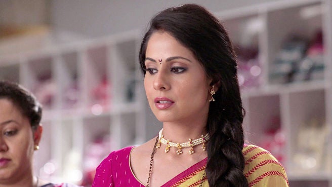 Watch Krishnadasi Season 1 Episode 9 : Shashwat's Wife Taunts Tulsi ...