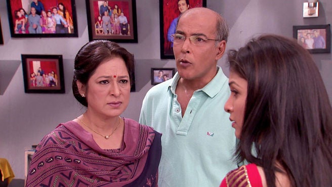 Watch Parichay Season 1 Episode 199 : Veena Reprimands Siddhi - Watch ...