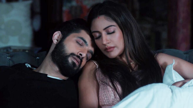 Watch Romance Brews For Veer-Bani! Video Online(HD) On JioCinema