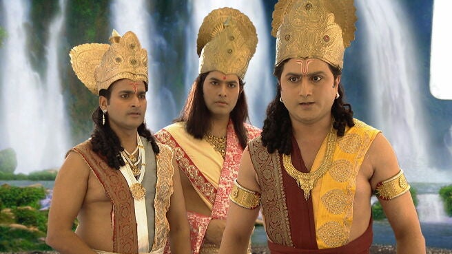 Watch Maa Durga Season 1 Episode 101 : Mainak Parvat's Flying Skills ...