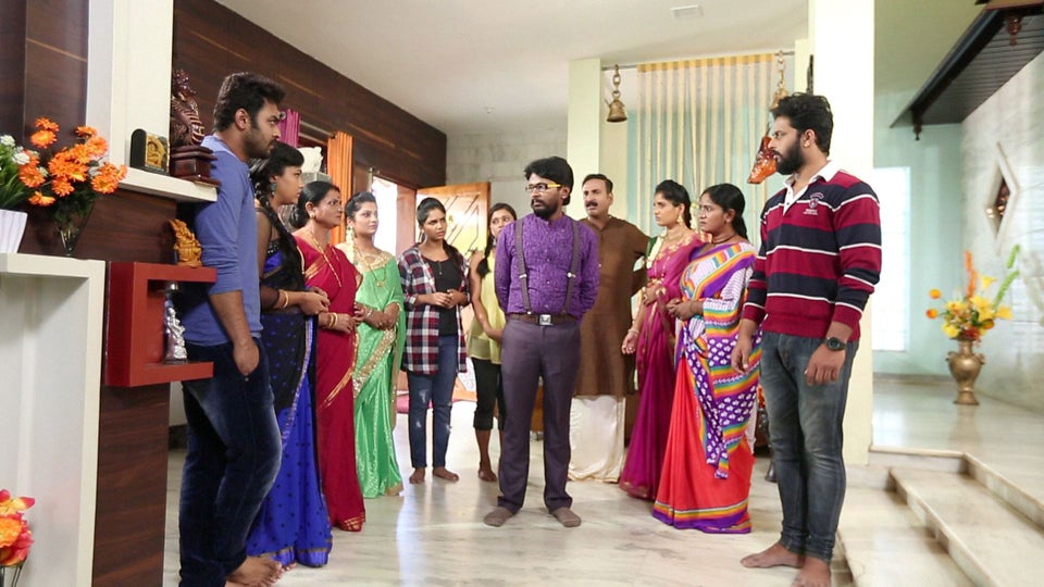 Watch Akka Season 1 Episode 714 : Pappu's New Revelation - Watch Full ...