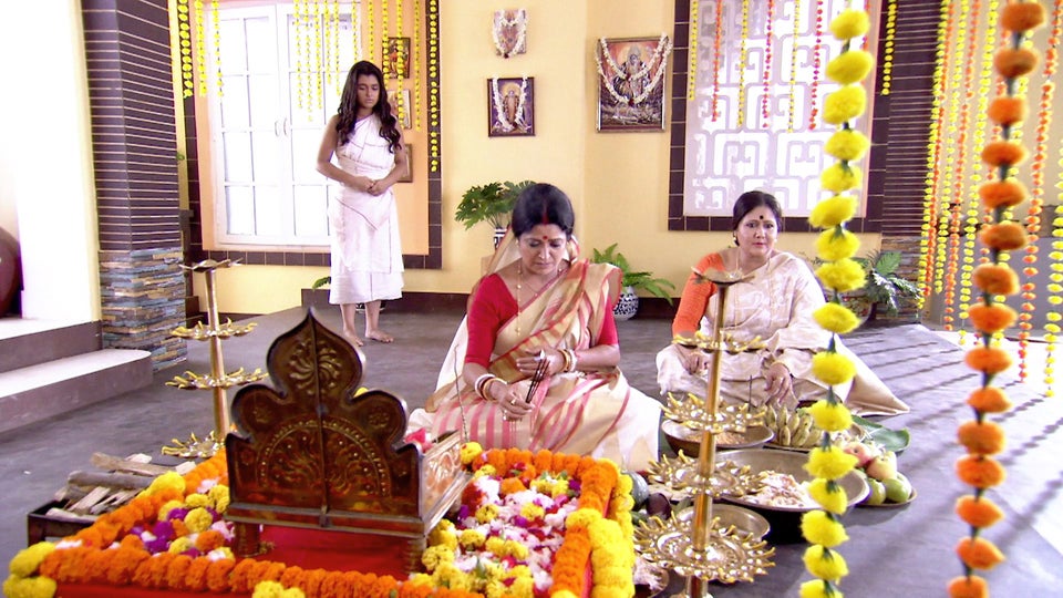 Watch Dashi Season 1 Episode 85 : Sabitri Insults Mungli - Watch Full ...