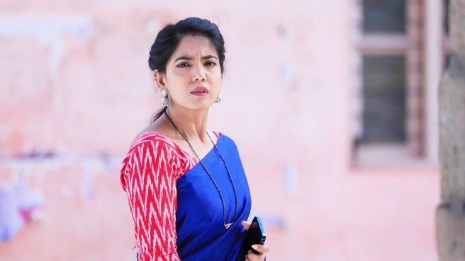 Watch Nammane Yuvarani Season 1 Episode 986 : Will Ahalya Notice Ganga ...