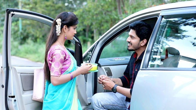 Watch Mangalyam Tantunanena Season 1 Episode 384 : Shravani Meets Dheeraj - Watch Full Episode ...
