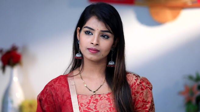 Watch Mithuna Rashi Season 1 Episode 508 : Suraksha Reveals Her Devious Plans - Watch Full ...