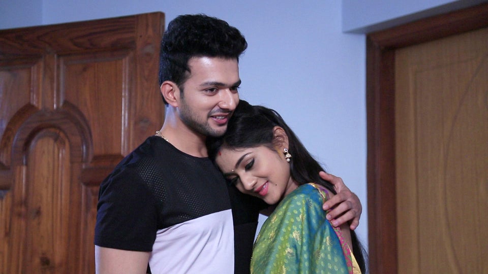 Watch Manedevru Season 1 Episode 215 : Surya Finally Comes Clean To ...