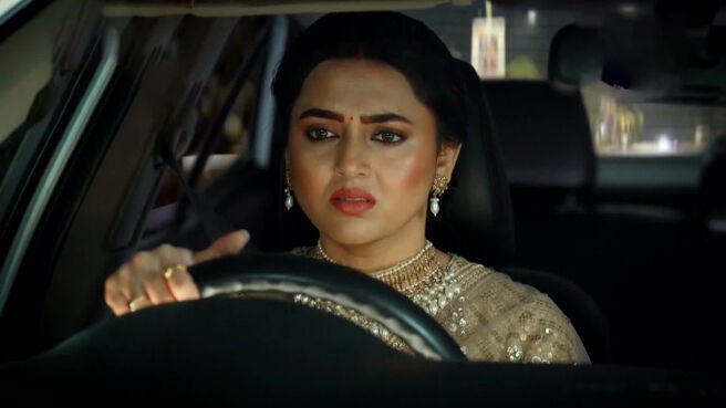 Watch Pratha Gets Worried! Video Online(HD) On JioCinema