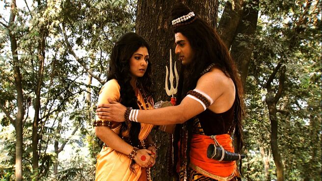 Watch Maa Durga Season 1 Episode 13 : Sati Realizes The Beggar Is Lord ...