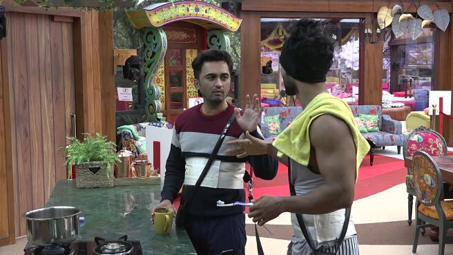 Watch Vikas's Idea For Sorting Duties Video Online(HD) On JioCinema