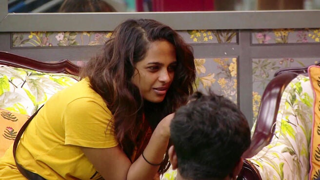 Watch Amruta Teases Tejaswini! Video Online(HD) On JioCinema