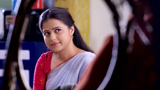 Watch Kaveri Consoles Rajvardhan Video Online(HD) On JioCinema