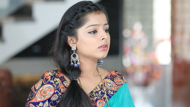 Watch Mithuna Rashi Season 1 Episode 228 : Will Raashi Be Back To ...