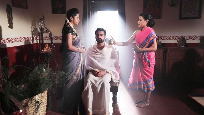 Watch Mangala Gowri Maduve Season 1 Episode 2318 : Chenni Attempts To Kill Rajeev - Watch Full ...