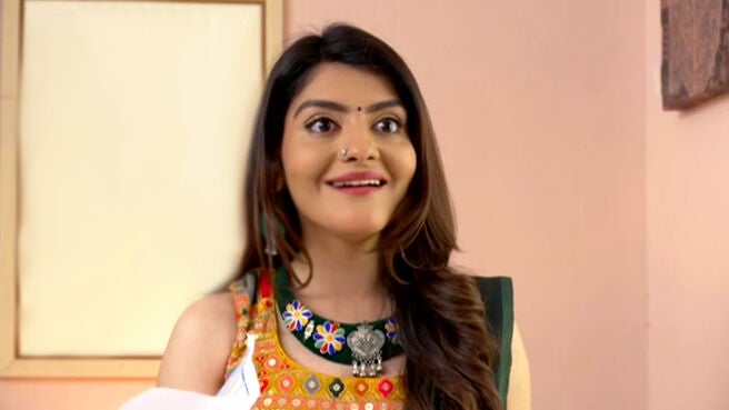 Watch Aaliya Is Surprised! Video Online(HD) On JioCinema