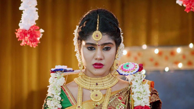 Watch Oviya Season 1 Episode 158 : Sumathi To Expose Madhavi? - Watch Full Episode Online(HD) On ...