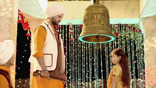 Watch Devanshi Season 1 Episode 31 : Devanshi Is Targeted! - Watch Full Episode Online(HD) On ...