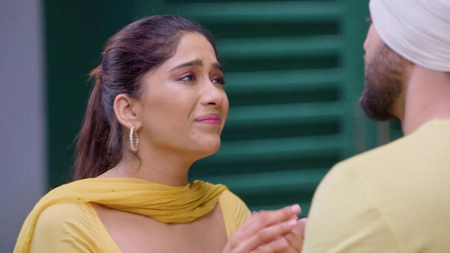 Watch Seher Consoles Rajveer Video Online(HD) On JioCinema