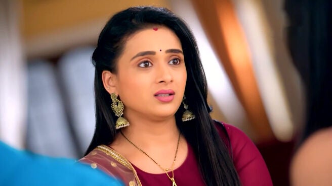 Watch Simar Seeks Reema's Support! Video Online(HD) On JioCinema