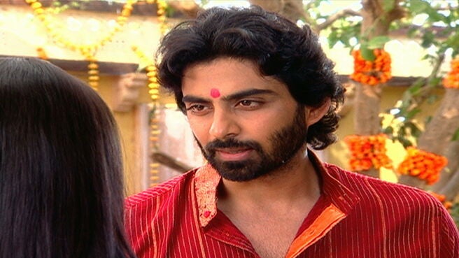 Watch Muddu Bangara Season 1 Episode 139 : Can Vamshi Reunite Iccha And ...